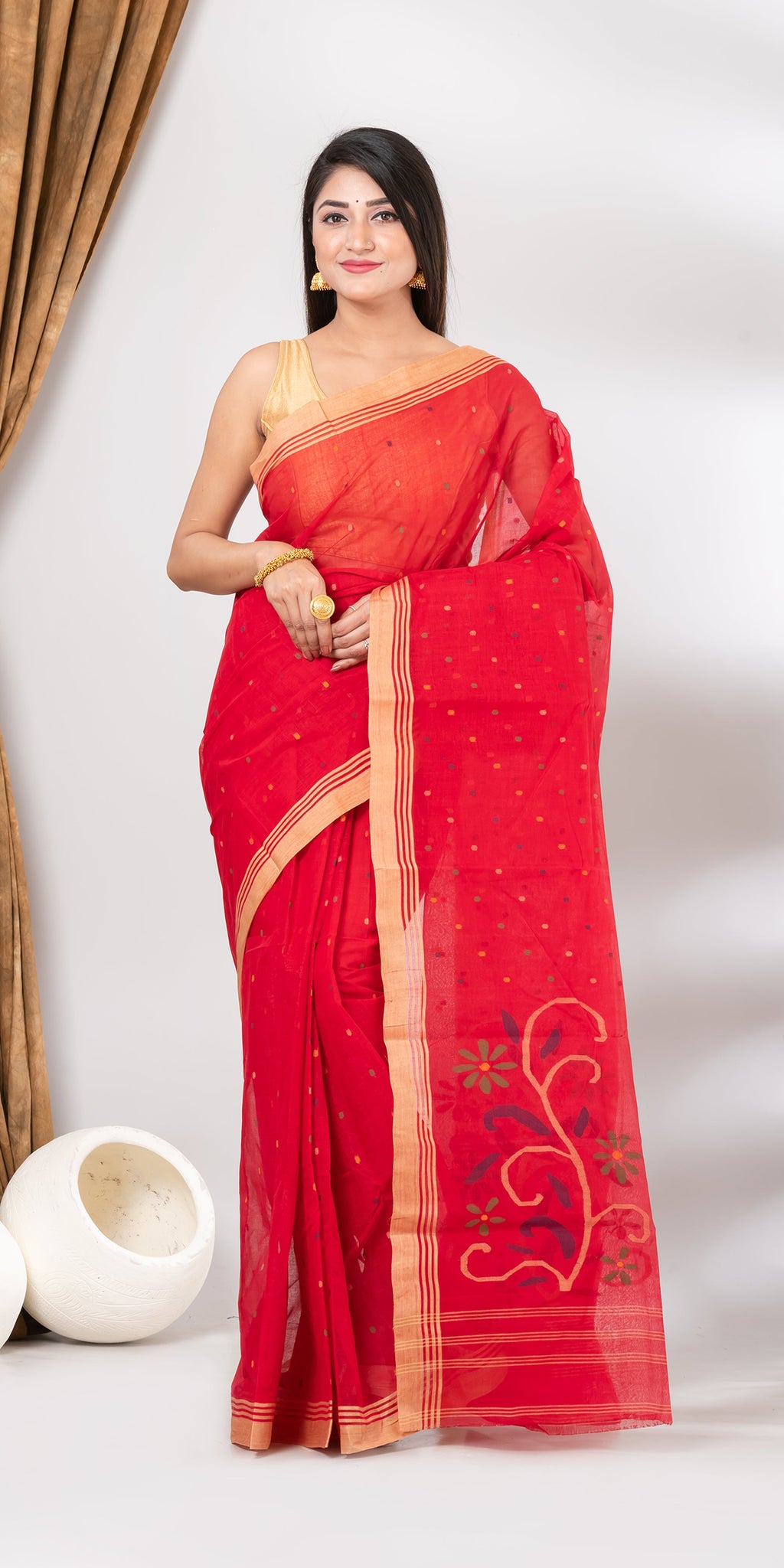 Red Cotton Jamdani with Floral Motifs – Parinita Sarees and Fashion
